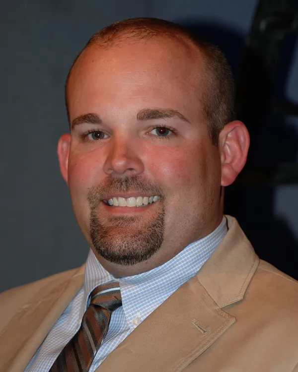 Kyle Henderson opens Perez-Sanders rally in Louisville | Kentucky State ...